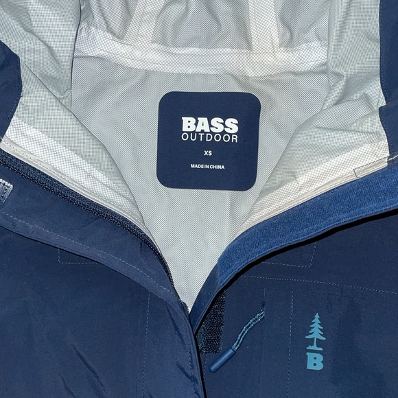 Bass Outdoor | Jackets & Coats | Nwt Bass Outdoor Hooded Zip Up Rain ...